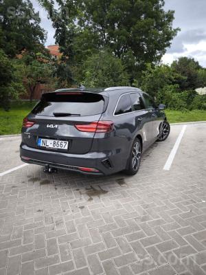 Grey Kia Ceed 2023 in Riga, with an engine capacity of 1.50 L and mileage of 66 thousand km for 15500 €, photo 5 on AUTOMOTO.COM.LV