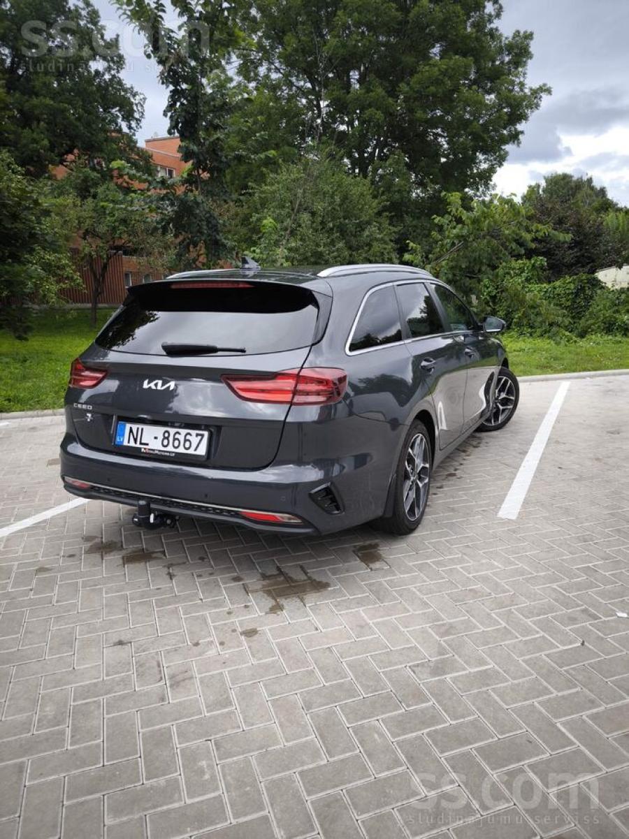 Grey Kia Ceed 2023 in Riga, with an engine capacity of 1.50 L and mileage of 66 thousand km for 15500 €, photo 5 on AUTOMOTO.COM.LV