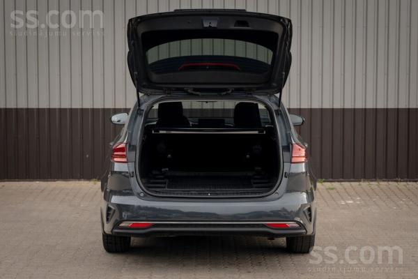Pelēks Kia Ceed 2023 Tukums, ar dzinēja tilpumu 1.60 L un nobraukumu 115 tūkst. km par 14990 €, foto 6 vietnē AUTOMOTO.COM.LV