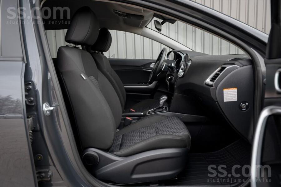 Pelēks Kia Ceed 2023 Tukums, ar dzinēja tilpumu 1.60 L un nobraukumu 115 tūkst. km par 14990 €, foto 13 vietnē AUTOMOTO.COM.LV