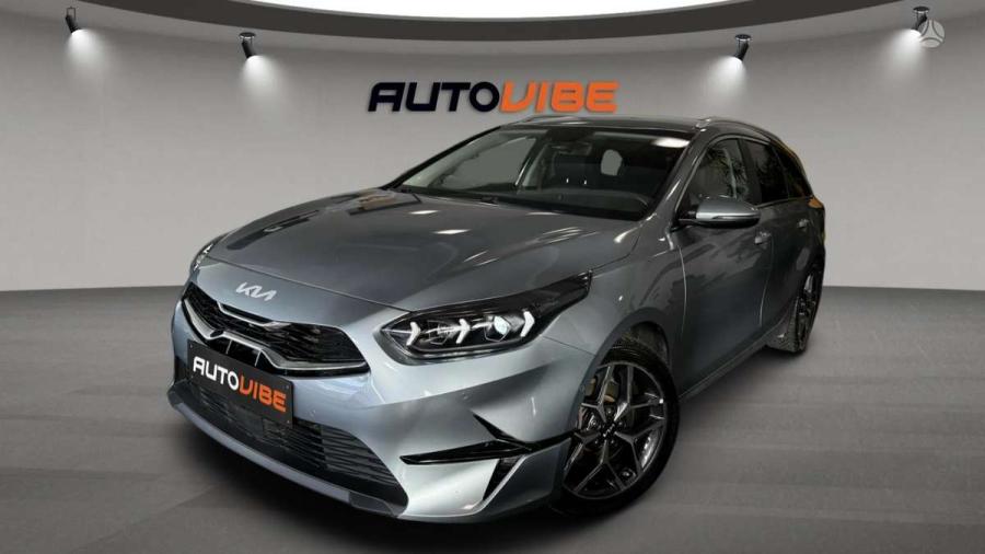 Grey Kia Ceed 2023 in Vilnius, with an engine capacity of 1.48 L and mileage of 49 thousand km for 19989 €, photo 1 on AUTOMOTO.COM.LV