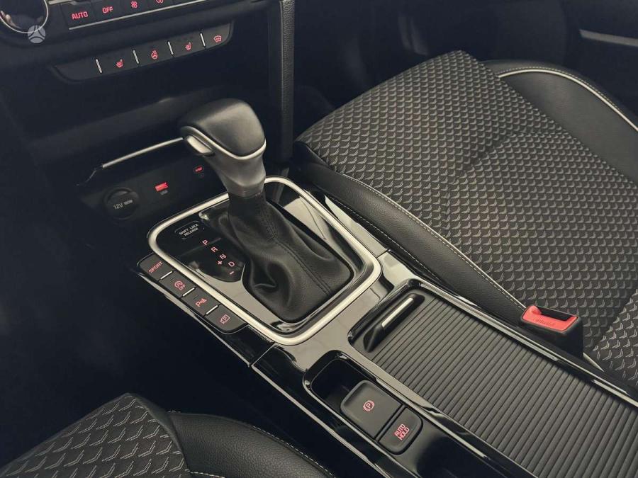 Grey Kia Ceed 2023 in Vilnius, with an engine capacity of 1.48 L and mileage of 49 thousand km for 19989 €, photo 13 on AUTOMOTO.COM.LV