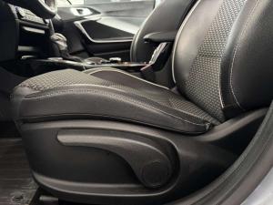Grey Kia Ceed 2023 in Vilnius, with an engine capacity of 1.48 L and mileage of 49 thousand km for 19989 €, photo 19 on AUTOMOTO.COM.LV