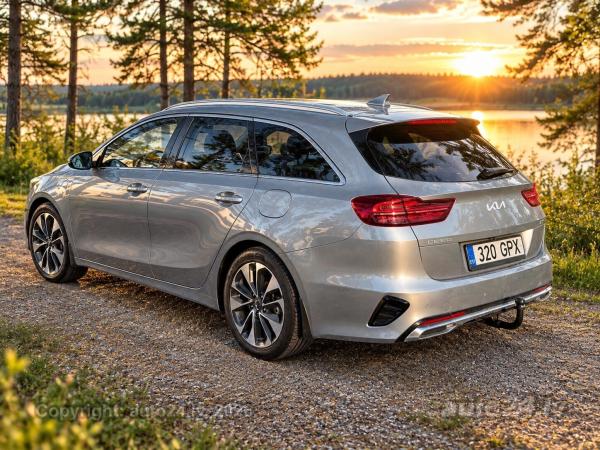 Grey Kia Ceed 2024 in Tallinn, with an engine capacity of 1.60 L and mileage of 31 thousand km for 19500 €, photo 4 on AUTOMOTO.COM.LV