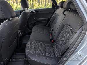 Pelēks Kia Ceed 2024 Tallina, ar dzinēja tilpumu 1.60 L un nobraukumu 31 tūkst. km par 19500 €, foto 8 vietnē AUTOMOTO.COM.LV