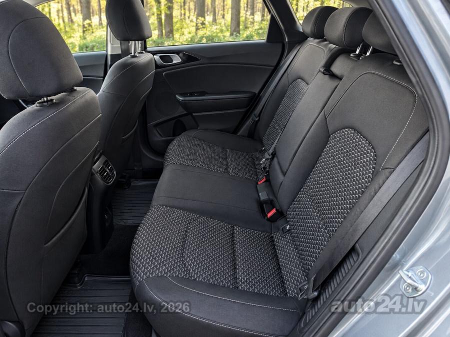 Pelēks Kia Ceed 2024 Tallina, ar dzinēja tilpumu 1.60 L un nobraukumu 31 tūkst. km par 19500 €, foto 8 vietnē AUTOMOTO.COM.LV