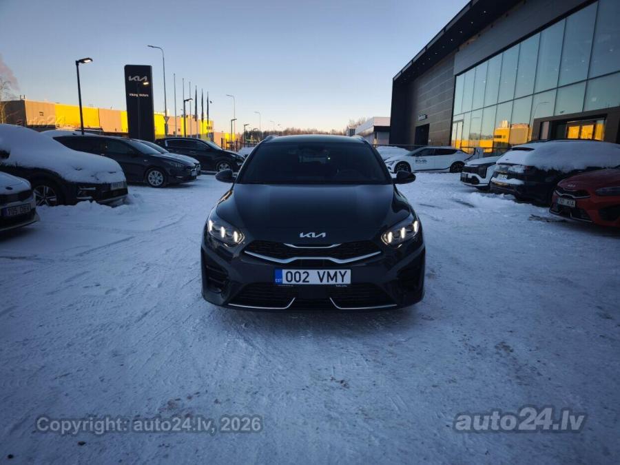 Grey Kia Ceed 2025 in Tallinn, with an engine capacity of 1.50 L and mileage of 5 thousand km for 29900 €, photo 3 on AUTOMOTO.COM.LV