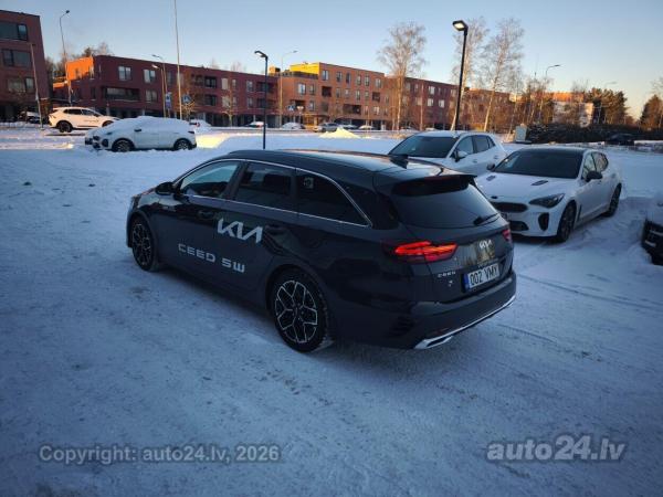 Pelēks Kia Ceed 2025 Tallina, ar dzinēja tilpumu 1.50 L un nobraukumu 5 tūkst. km par 29900 €, foto 4 vietnē AUTOMOTO.COM.LV