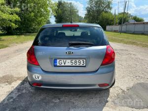 Kia Ceed 2007 Rīga, ar dzinēja tilpumu 1.40 L un nobraukumu 182 tūkst. km par 950 €, foto 13 vietnē AUTOMOTO.COM.LV