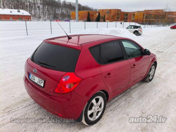 Kia Ceed 2007 in Tallinn, with an engine capacity of 1.60 L and mileage of 245 thousand km for 1599 €, photo 7 on AUTOMOTO.COM.LV