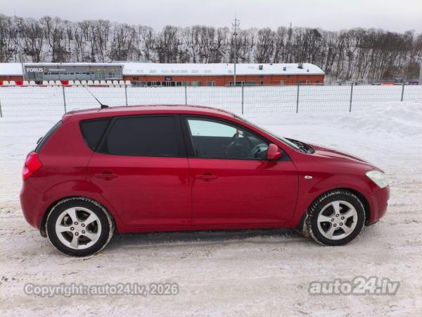 Kia Ceed 2007 in Tallinn, with an engine capacity of 1.60 L and mileage of 245 thousand km for 1599 €, photo 8 on AUTOMOTO.COM.LV