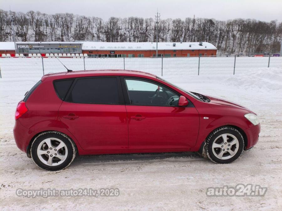 Kia Ceed 2007 in Tallinn, with an engine capacity of 1.60 L and mileage of 245 thousand km for 1599 €, photo 8 on AUTOMOTO.COM.LV