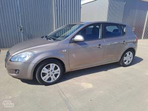 Kia Ceed 2007 Klaipėda, ar dzinēja tilpumu 1.60 L un nobraukumu 357 tūkst. km par 1950 €, foto 4 vietnē AUTOMOTO.COM.LV