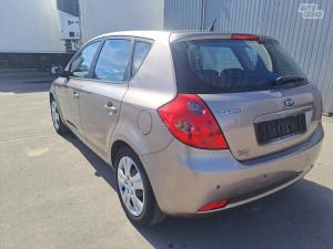 Kia Ceed 2007 Klaipėda, ar dzinēja tilpumu 1.60 L un nobraukumu 357 tūkst. km par 1950 €, foto 6 vietnē AUTOMOTO.COM.LV