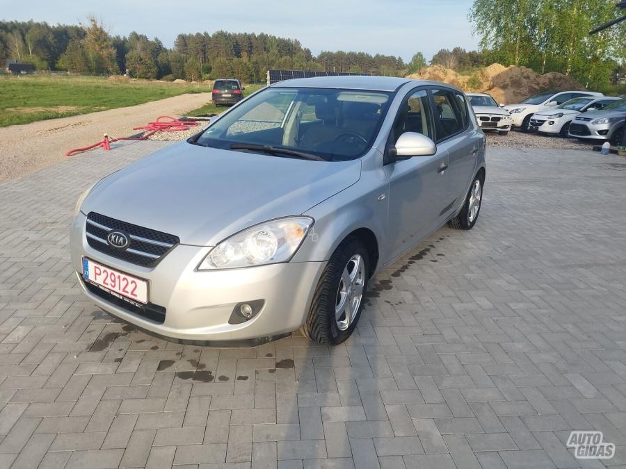 Kia Ceed 2007 in Druskininkai, with an engine capacity of 1.60 L and mileage of 275 thousand km for 1650 €, photo 3 on AUTOMOTO.COM.LV