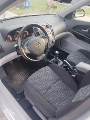 Kia Ceed 2007 in Druskininkai, with an engine capacity of 1.60 L and mileage of 275 thousand km for 1650 €, photo 11 on AUTOMOTO.COM.LV