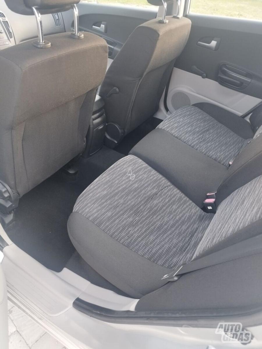 Kia Ceed 2007 in Druskininkai, with an engine capacity of 1.60 L and mileage of 275 thousand km for 1650 €, photo 12 on AUTOMOTO.COM.LV