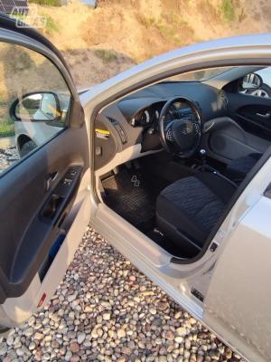 Kia Ceed 2007 in Druskininkai, with an engine capacity of 1.60 L and mileage of 275 thousand km for 1650 €, photo 16 on AUTOMOTO.COM.LV