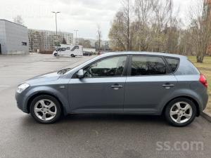 Kia Ceed 2007 in Riga, with an engine capacity of 1.40 L and mileage of 193 thousand km for 1600 €, photo 4 on AUTOMOTO.COM.LV