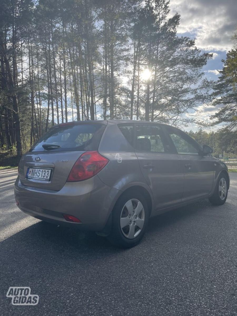 Kia Ceed 2007 Viļņa, ar dzinēja tilpumu 1.60 L un nobraukumu 340 tūkst. km par 1450 €, foto 7 vietnē AUTOMOTO.COM.LV