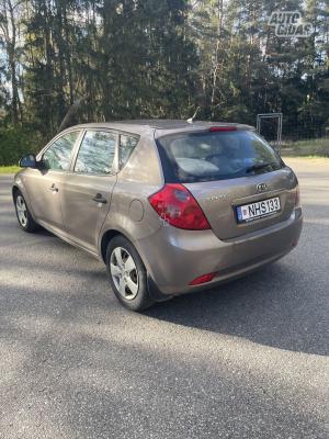 Kia Ceed 2007 Viļņa, ar dzinēja tilpumu 1.60 L un nobraukumu 340 tūkst. km par 1450 €, foto 9 vietnē AUTOMOTO.COM.LV
