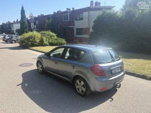 Kia Ceed 2007 in Vilnius, with an engine capacity of 1.60 L and mileage of 374 thousand km for 999 €, photo 4 on AUTOMOTO.COM.LV