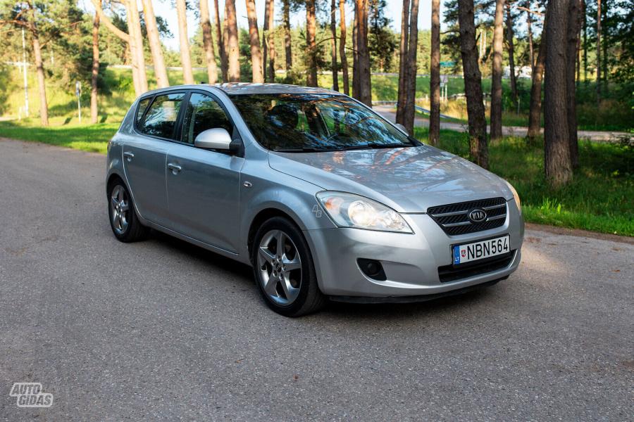 Kia Ceed 2007 in Ukmerge, with an engine capacity of 1.60 L and mileage of 309 thousand km for 1500 €, photo 7 on AUTOMOTO.COM.LV