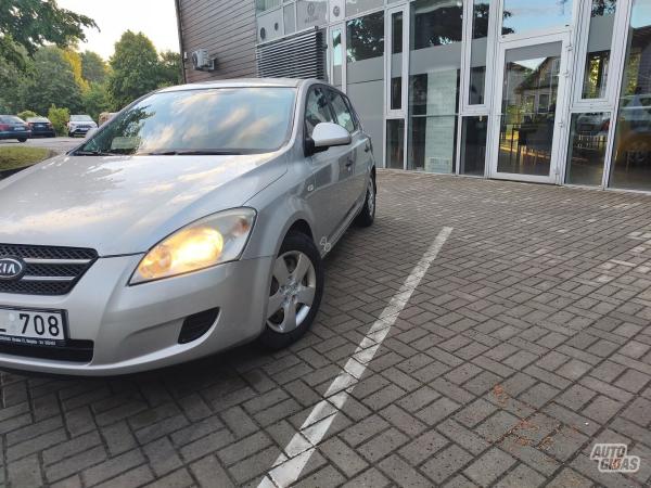 Kia Ceed 2007 in Silale, with an engine capacity of 1.40 L and mileage of 280 thousand km for 1200 €, photo 1 on AUTOMOTO.COM.LV