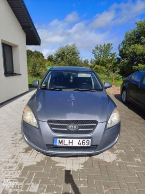 Kia Ceed 2007 in Vilnius, with an engine capacity of 1.60 L and mileage of 242 thousand km for 600 €, photo 5 on AUTOMOTO.COM.LV