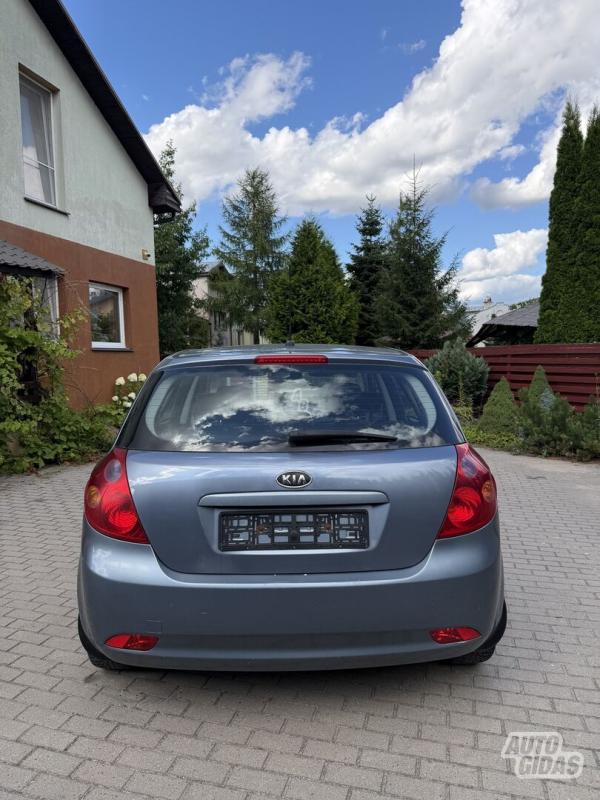 Kia Ceed 2007 in Vilnius, with an engine capacity of 1.40 L and mileage of 155 thousand km for 1500 €, photo 7 on AUTOMOTO.COM.LV