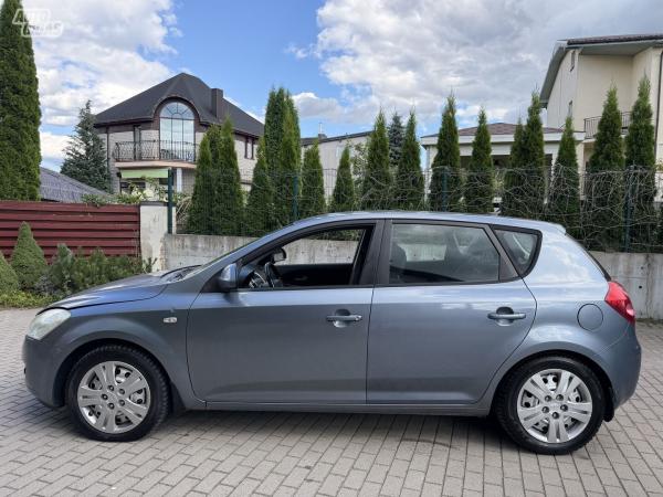 Kia Ceed 2007 in Vilnius, with an engine capacity of 1.40 L and mileage of 155 thousand km for 1500 €, photo 9 on AUTOMOTO.COM.LV