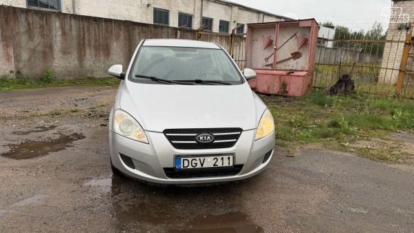 Киа Сид 2007 в Вильнюс на AUTOMOTO.COM.LV Киа Сид 2007 в Вильнюс, объемом двигателя 1.60 л и пробегом 413 тыс. км за 650 €, фото 7 на AUTOMOTO.COM.LV