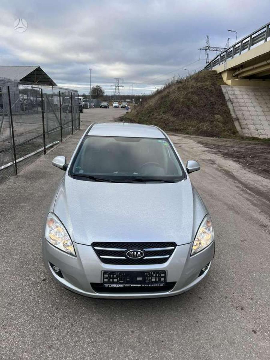 Kia Ceed 2008 in Marijampole, with an engine capacity of 1.69 L and mileage of 201 thousand km for 2150 €, photo 3 on AUTOMOTO.COM.LV