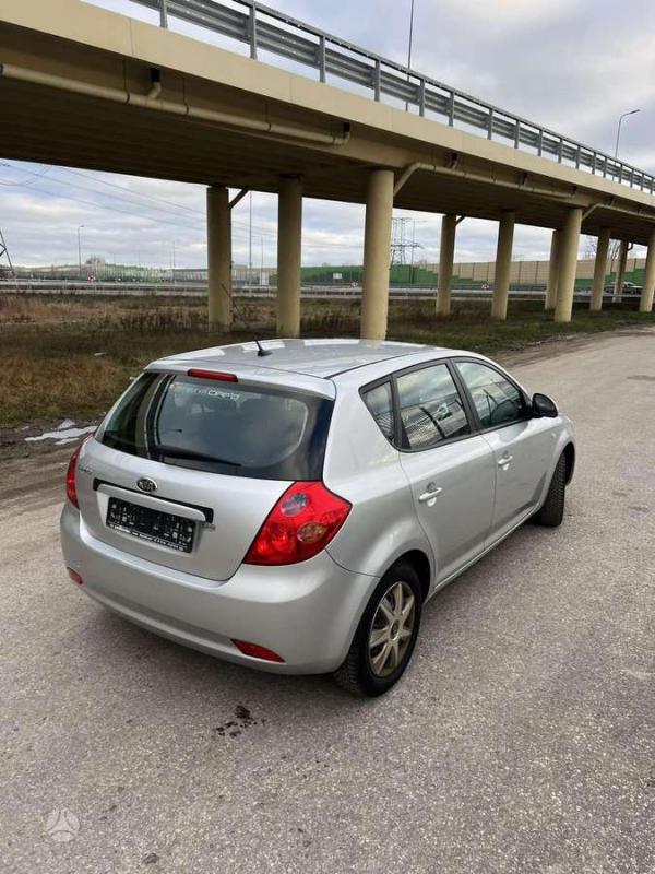 Kia Ceed 2008 Marijampole, ar dzinēja tilpumu 1.69 L un nobraukumu 201 tūkst. km par 2150 €, foto 6 vietnē AUTOMOTO.COM.LV