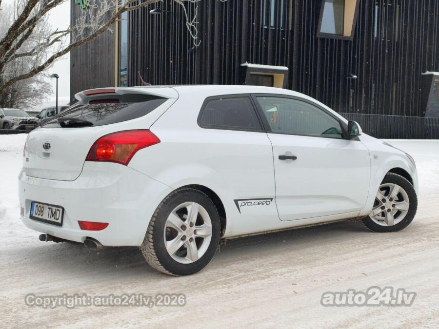 Kia Ceed 2008 in Tartu, with an engine capacity of 1.40 L and mileage of 210 thousand km for 1699 €, photo 6 on AUTOMOTO.COM.LV