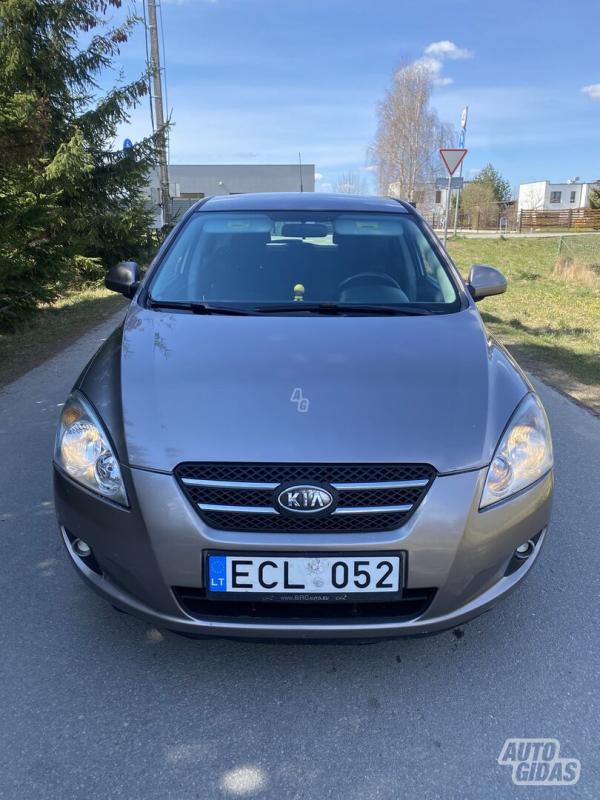 Kia Ceed 2008 Kauņa, ar dzinēja tilpumu 1.40 L un nobraukumu 250 tūkst. km par 1500 €, foto 3 vietnē AUTOMOTO.COM.LV