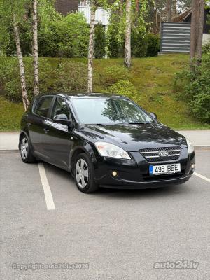 Kia Ceed 2008 in Tallinn, with an engine capacity of 1.40 L and mileage of 180 thousand km for 999 €, photo 4 on AUTOMOTO.COM.LV