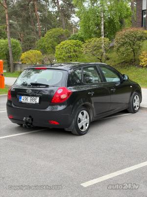 Kia Ceed 2008 in Tallinn, with an engine capacity of 1.40 L and mileage of 180 thousand km for 999 €, photo 7 on AUTOMOTO.COM.LV