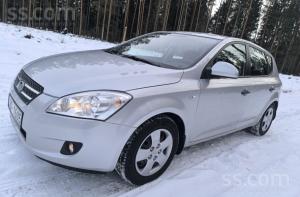 Kia Ceed 2008 Rīga, ar dzinēja tilpumu 1.40 L un nobraukumu 176 tūkst. km par 2000 €, foto 3 vietnē AUTOMOTO.COM.LV