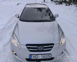 Kia Ceed 2008 Rīga, ar dzinēja tilpumu 1.40 L un nobraukumu 176 tūkst. km par 2000 €, foto 4 vietnē AUTOMOTO.COM.LV