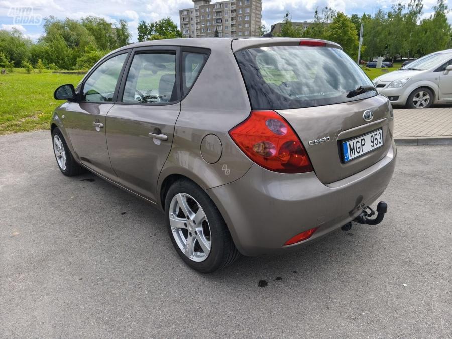 Kia Ceed 2008 in Kaunas, with an engine capacity of 1.60 L and mileage of 270 thousand km for 650 €, photo 1 on AUTOMOTO.COM.LV