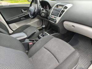Kia Ceed 2008 in Kaunas, with an engine capacity of 1.60 L and mileage of 270 thousand km for 650 €, photo 9 on AUTOMOTO.COM.LV