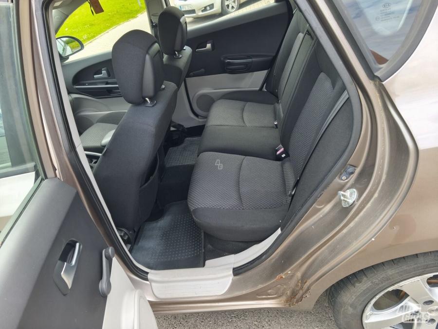 Kia Ceed 2008 in Kaunas, with an engine capacity of 1.60 L and mileage of 270 thousand km for 650 €, photo 12 on AUTOMOTO.COM.LV