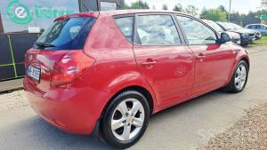 Kia Ceed 2008 Rīga, ar dzinēja tilpumu 1.60 L un nobraukumu 314 tūkst. km par 450 €, foto 3 vietnē AUTOMOTO.COM.LV
