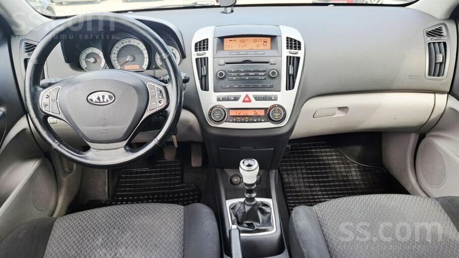 Kia Ceed 2008 Rīga, ar dzinēja tilpumu 1.60 L un nobraukumu 314 tūkst. km par 450 €, foto 6 vietnē AUTOMOTO.COM.LV