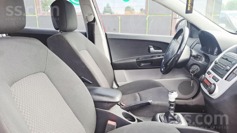 Kia Ceed 2008 Rīga, ar dzinēja tilpumu 1.60 L un nobraukumu 314 tūkst. km par 450 €, foto 11 vietnē AUTOMOTO.COM.LV