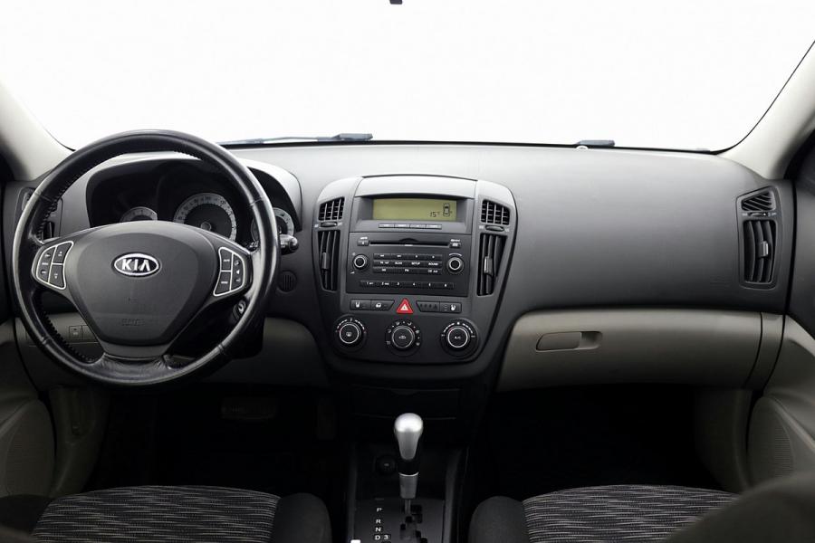 Kia Ceed 2008 Tallina, ar dzinēja tilpumu 1.60 L un nobraukumu 222 tūkst. km par 1999 €, foto 13 vietnē AUTOMOTO.COM.LV