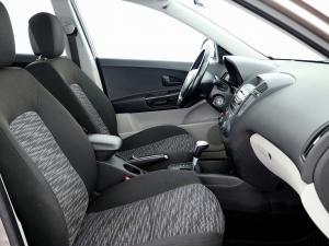 Kia Ceed 2008 Tallina, ar dzinēja tilpumu 1.60 L un nobraukumu 222 tūkst. km par 1999 €, foto 14 vietnē AUTOMOTO.COM.LV
