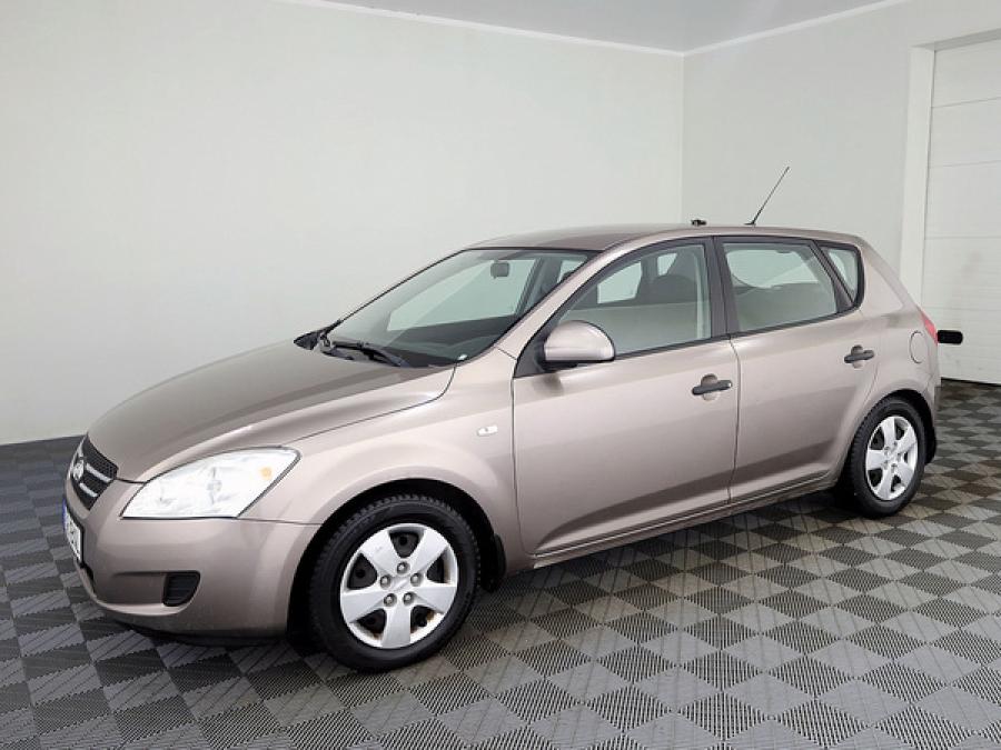 Киа Сид 2008 в Таллин, объемом двигателя 1.60 л и пробегом 222 тыс. км за 1799 €, фото 3 на AUTOMOTO.COM.LV