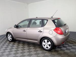 Киа Сид 2008 в Таллин, объемом двигателя 1.60 л и пробегом 222 тыс. км за 1799 €, фото 5 на AUTOMOTO.COM.LV